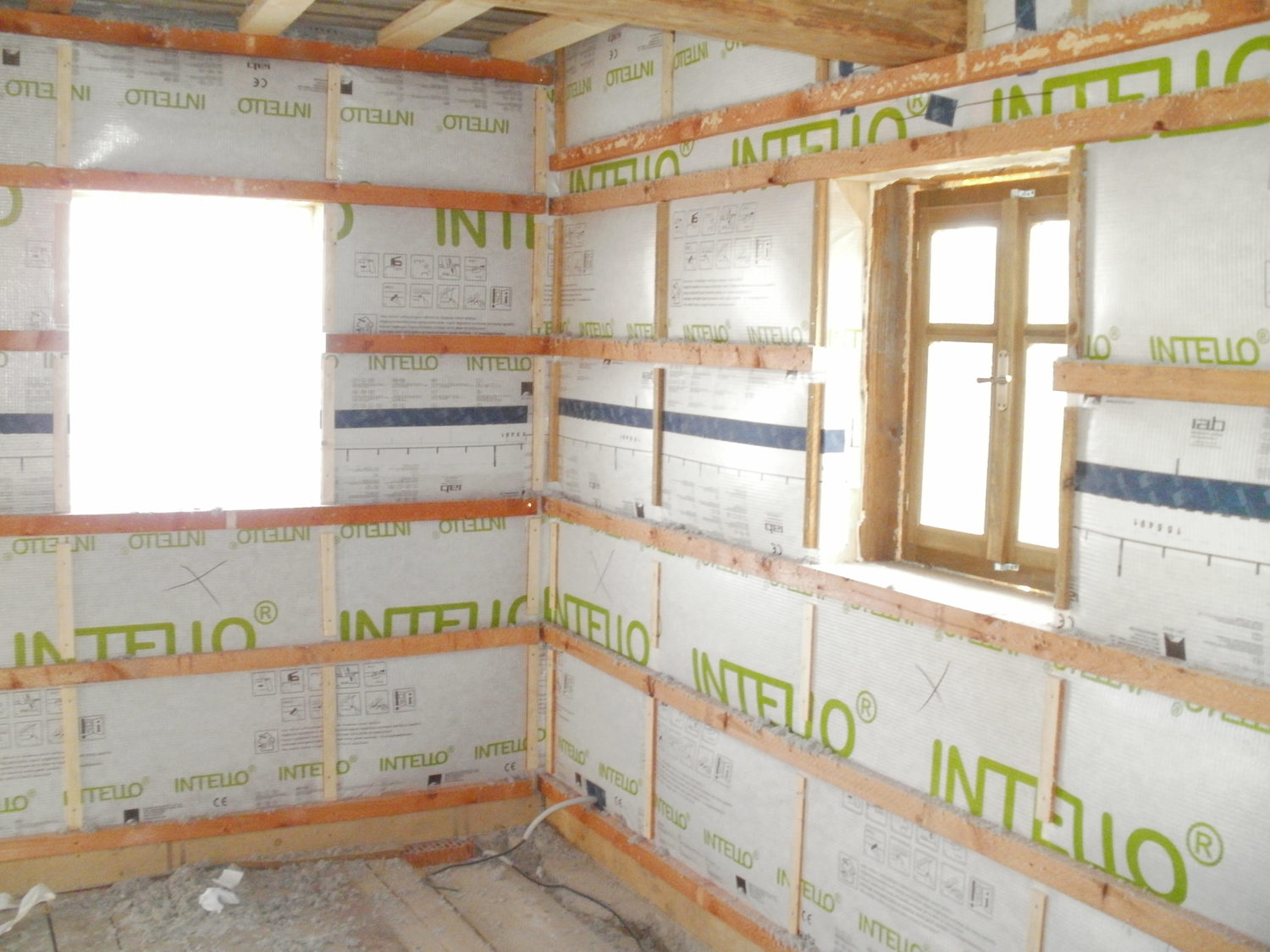 Zateplení fasády a stěny zdravou foukanou izolací Climatizer Plus